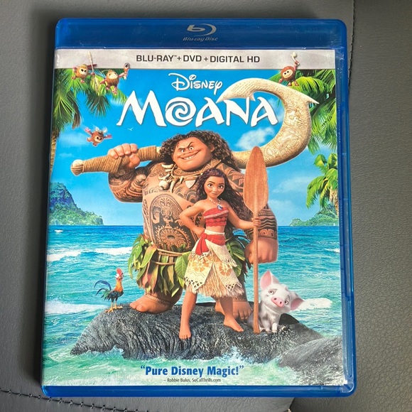 Disney | Other | Moana Bluray Dvd Disc | Poshmark